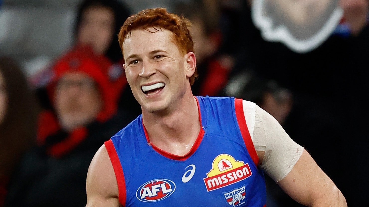 Star midfielder denies skipper in Dogs B&F, Libba on the podium again