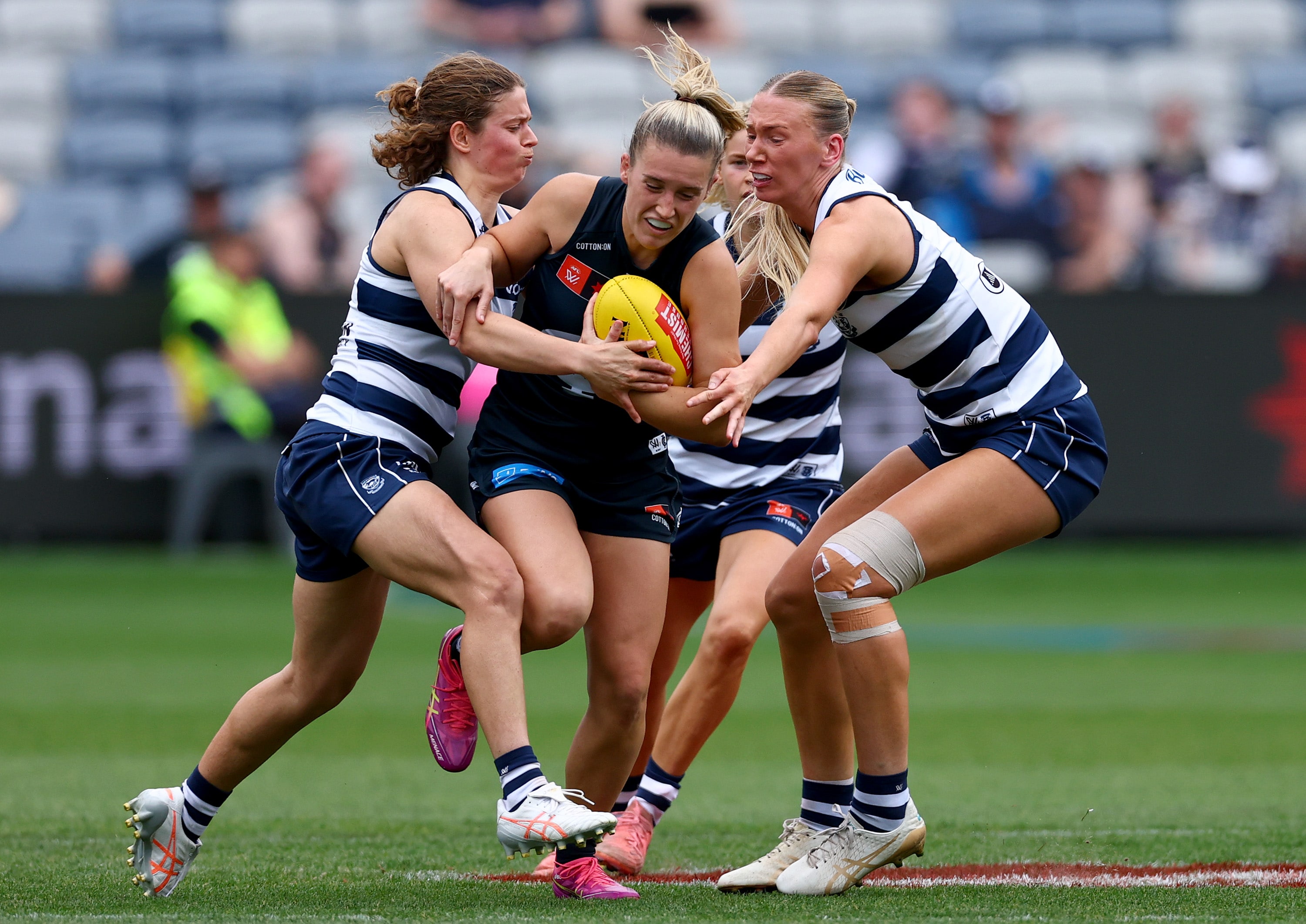 'Really confusing': Cats, Blues coaches call for clarity on ruling