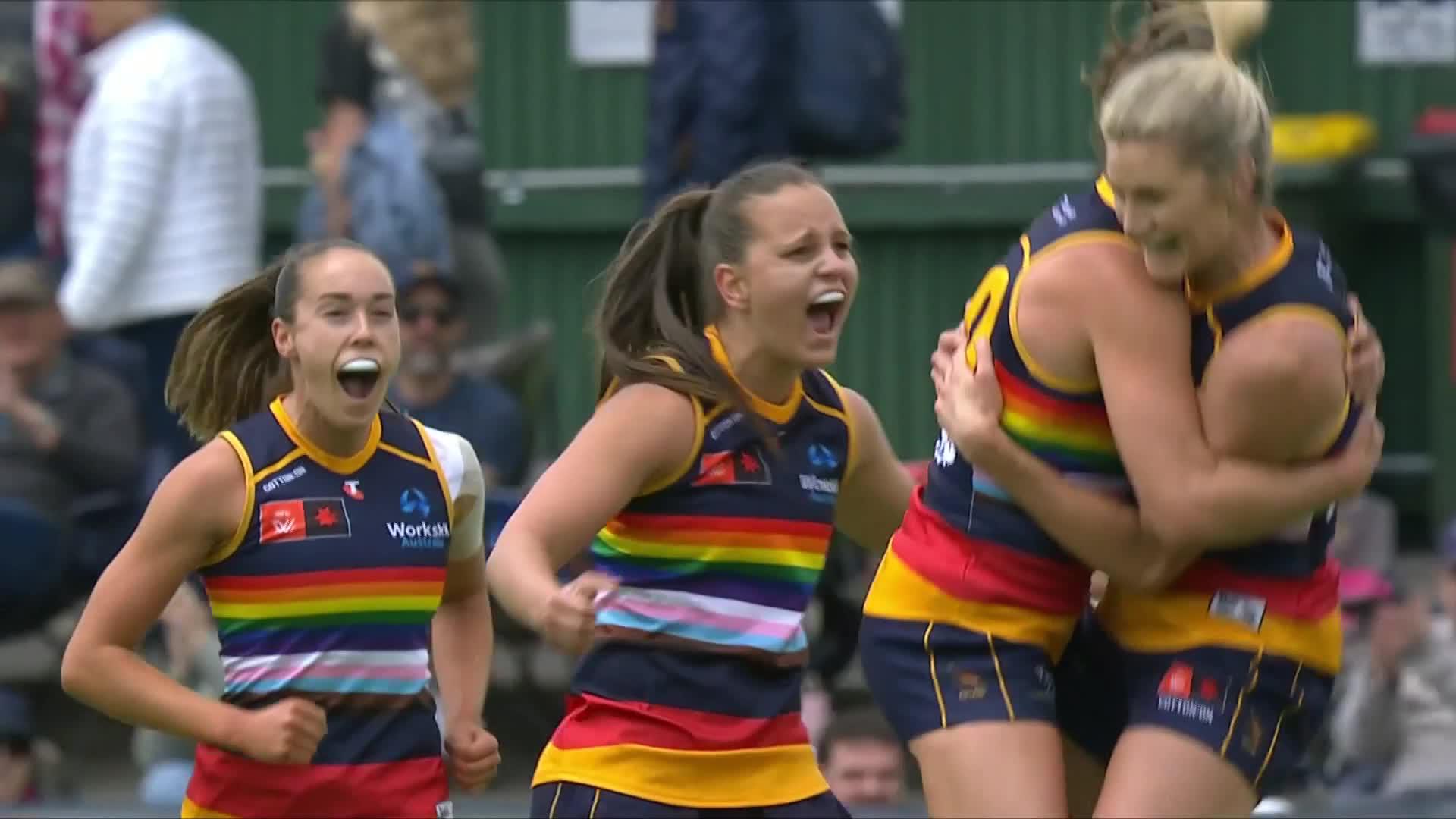 Crows continue hot start with Kelly pearler