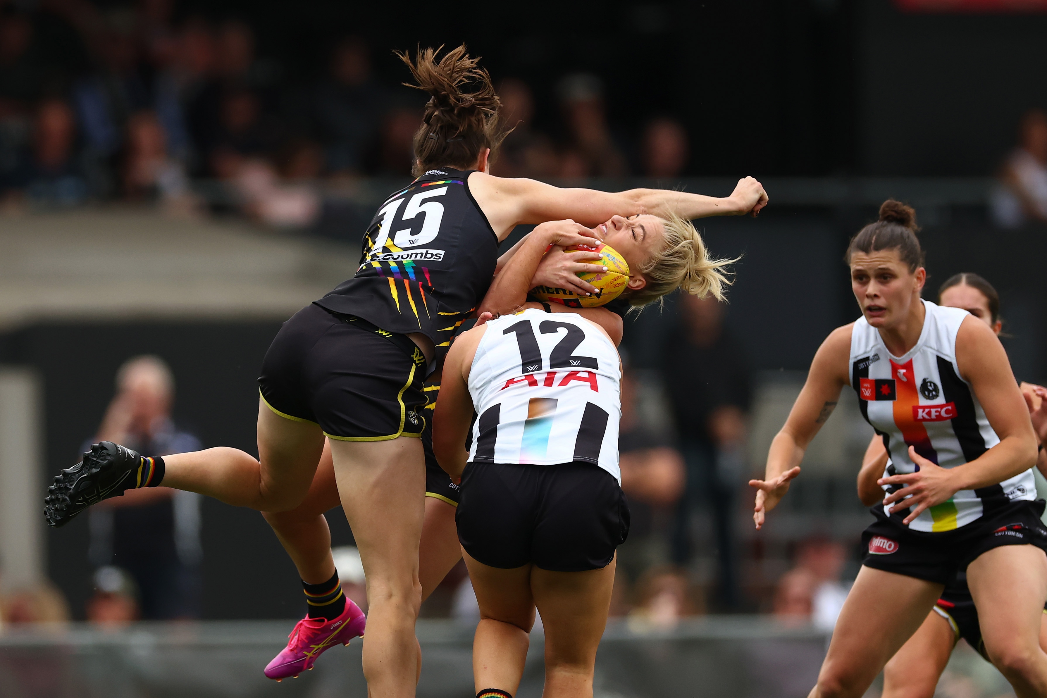 Back with the flight, one-handers, pack-crunchers: The 10 best marks in ...