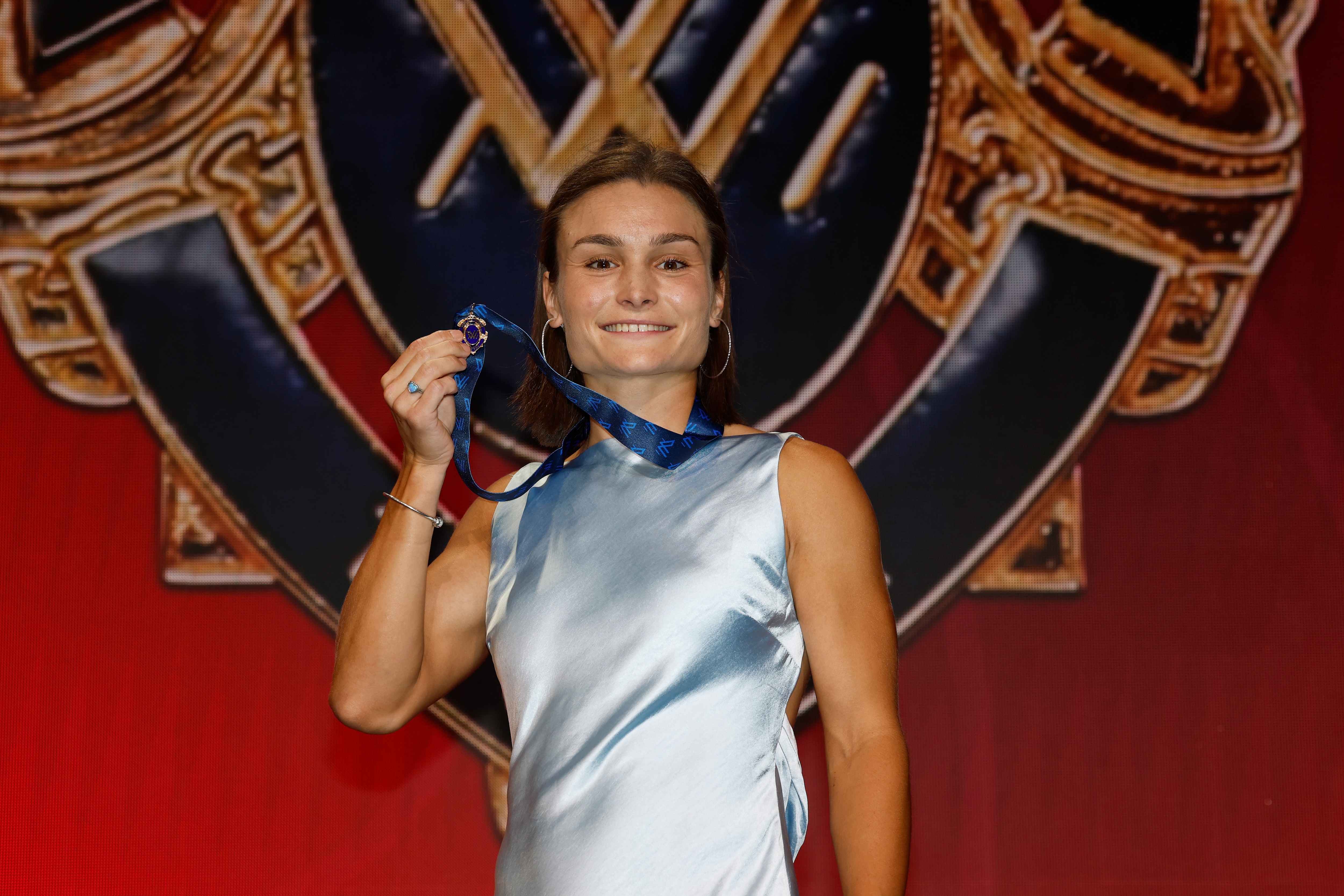 Roos ball-magnet adds to stunning year with B&F win