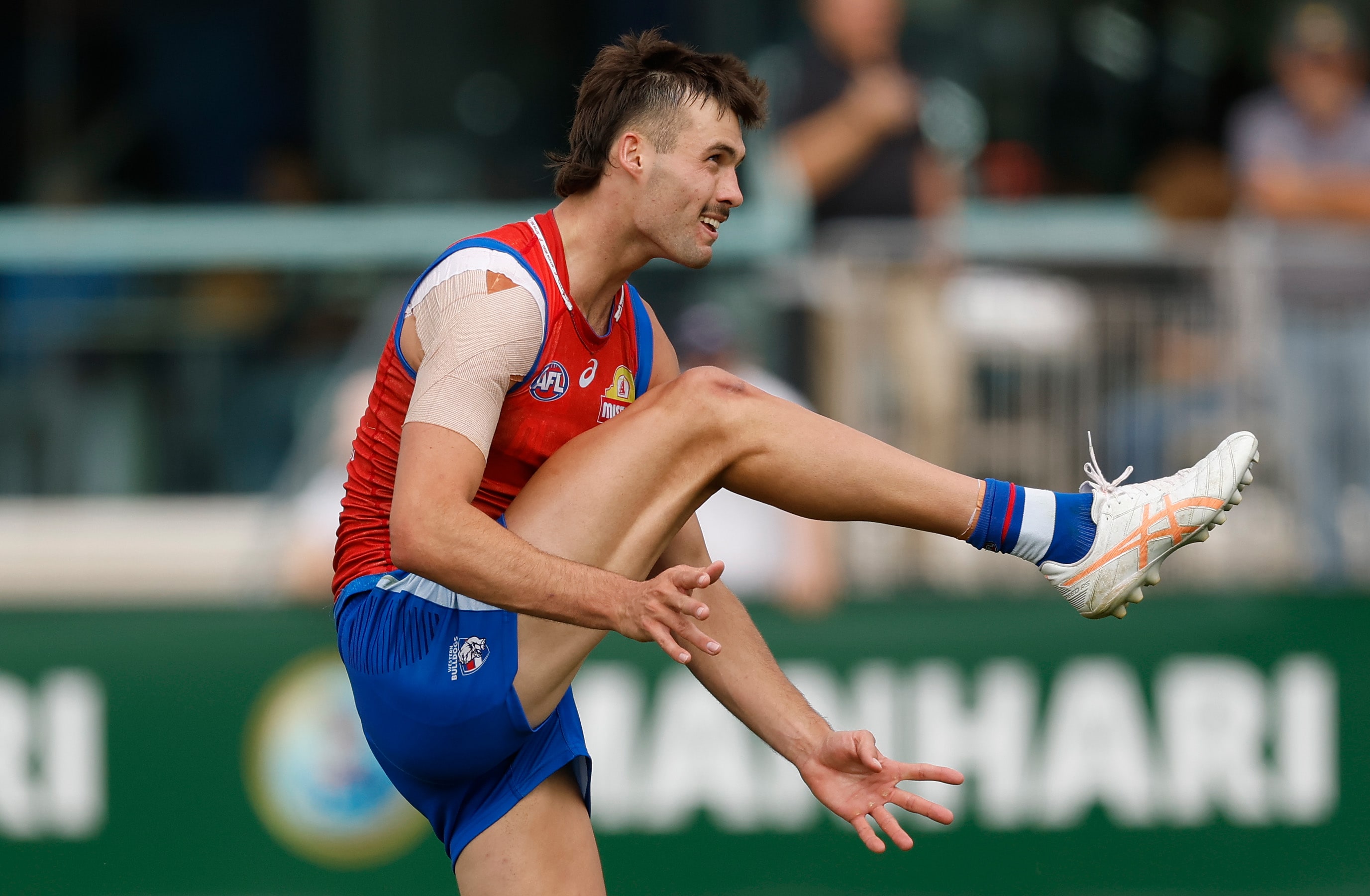 Young Bulldog's injury blow as Darcy dominates again