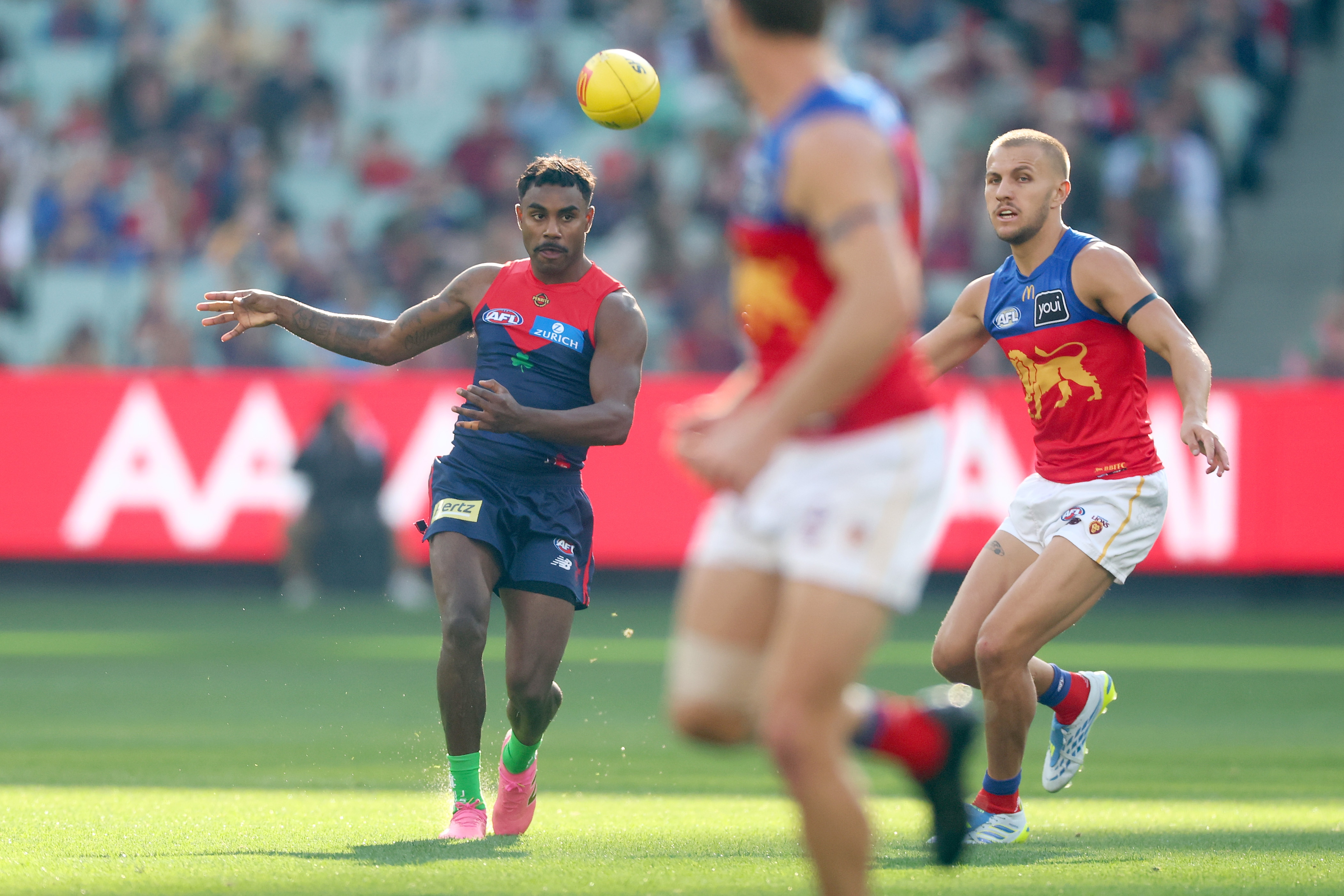 Final teams in for Western Derby, Lions swing late change for Dees ...