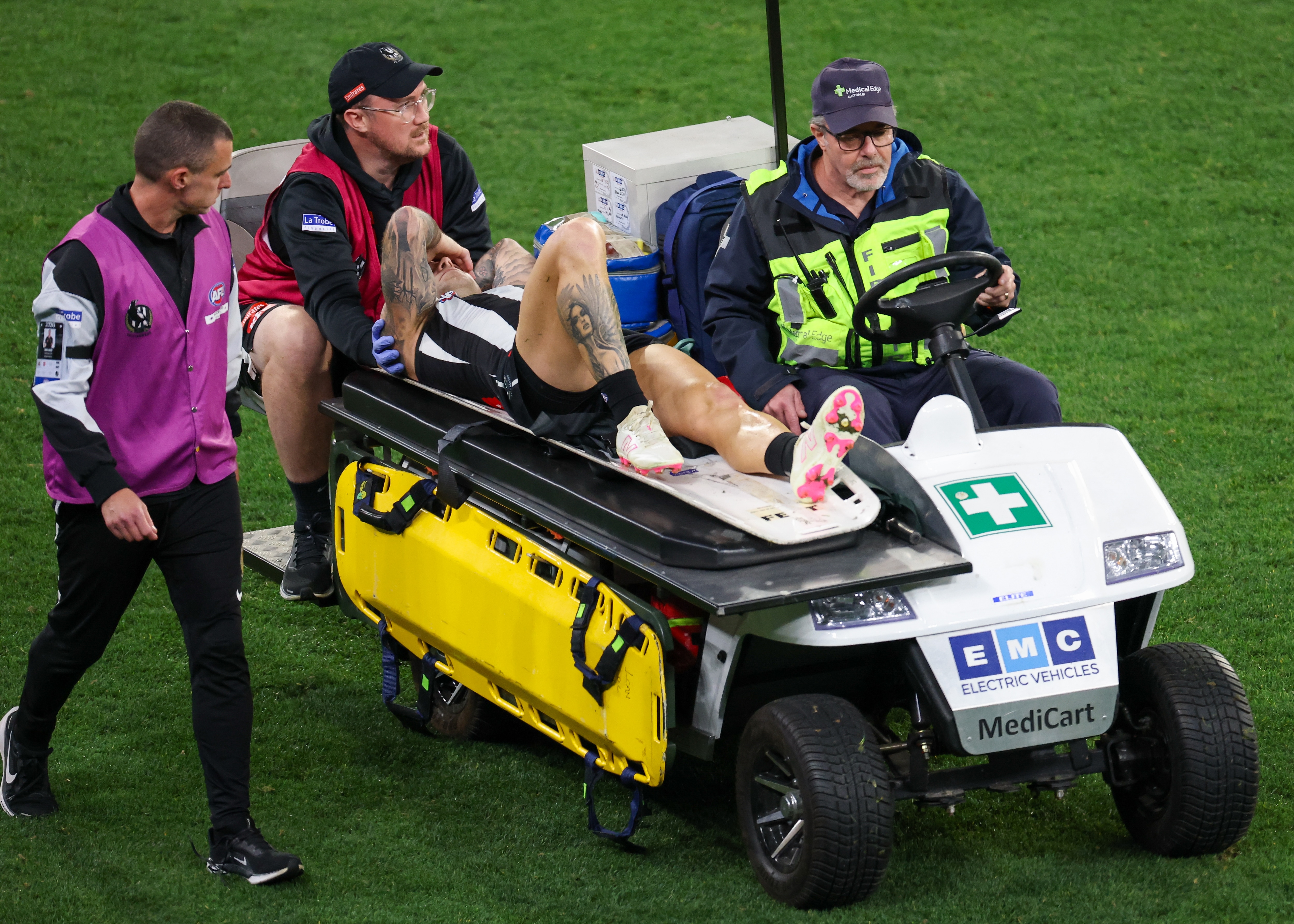 Scans reveal extent of Magpie's knee injury