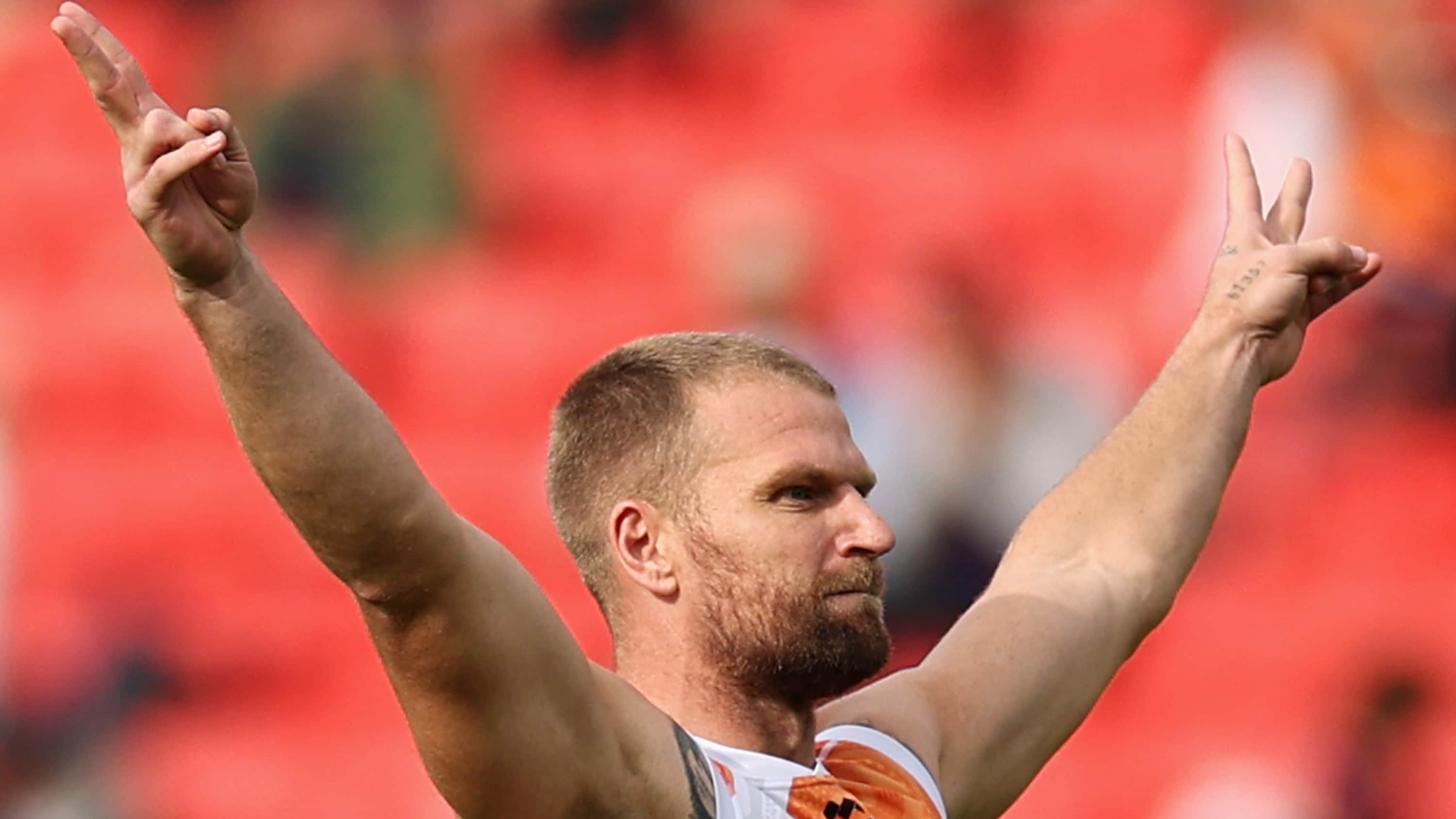 From larrikin to leader, veteran finds new purpose in Giants forward line