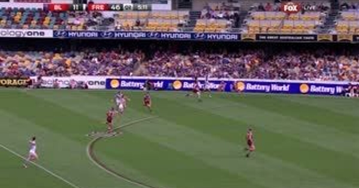 Freo in full attacking flight