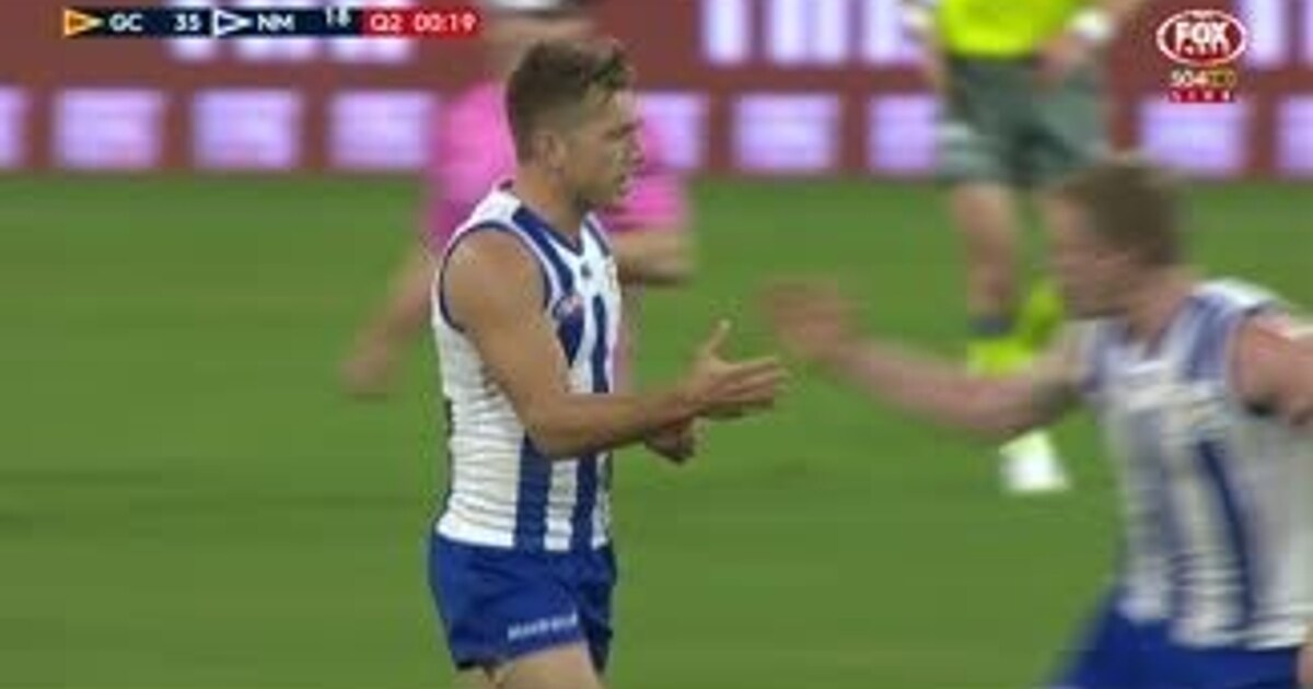 Roos' season 'in a pretty precarious position': Crocker