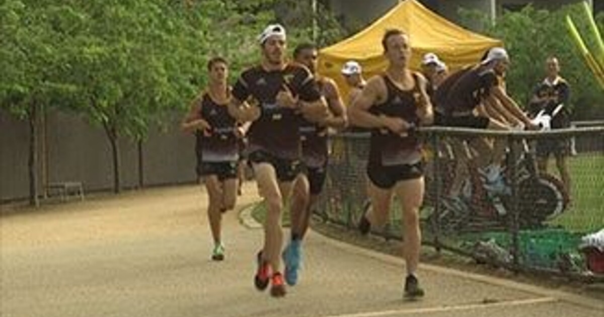 Young Hawk scorches the field to deny Smith a third straight time trial win