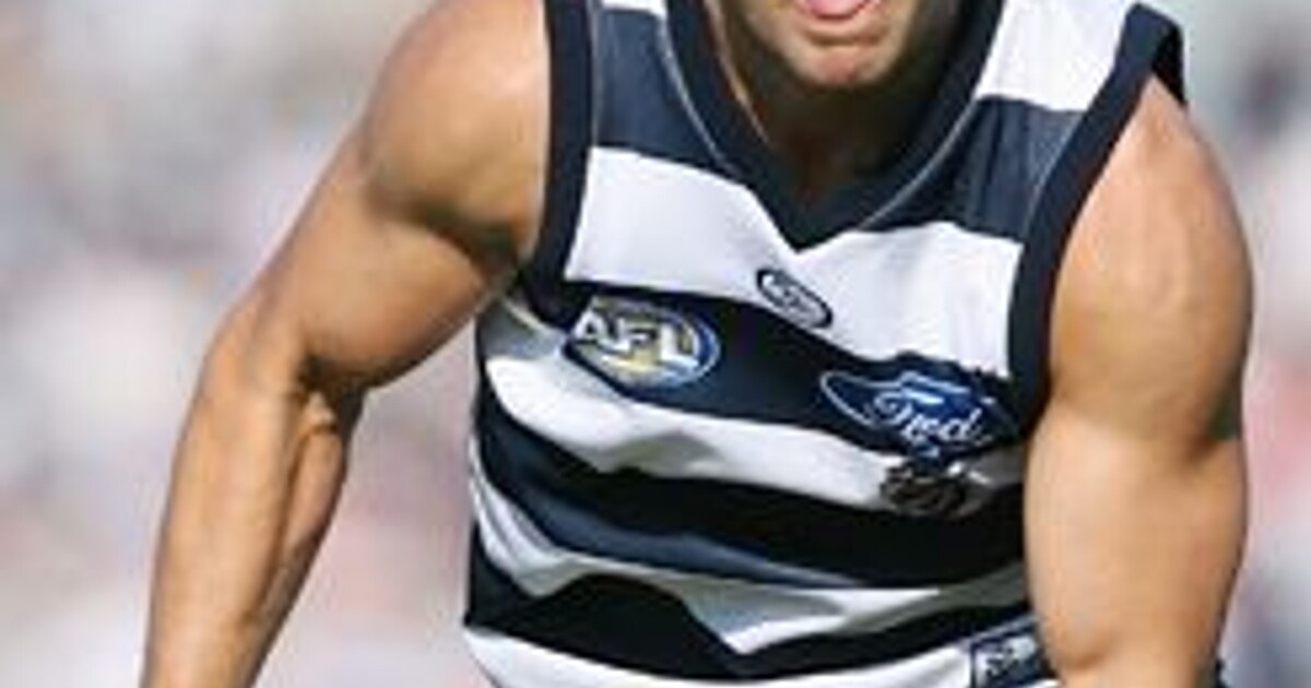 Wojcinski in, Stokes out for Cats