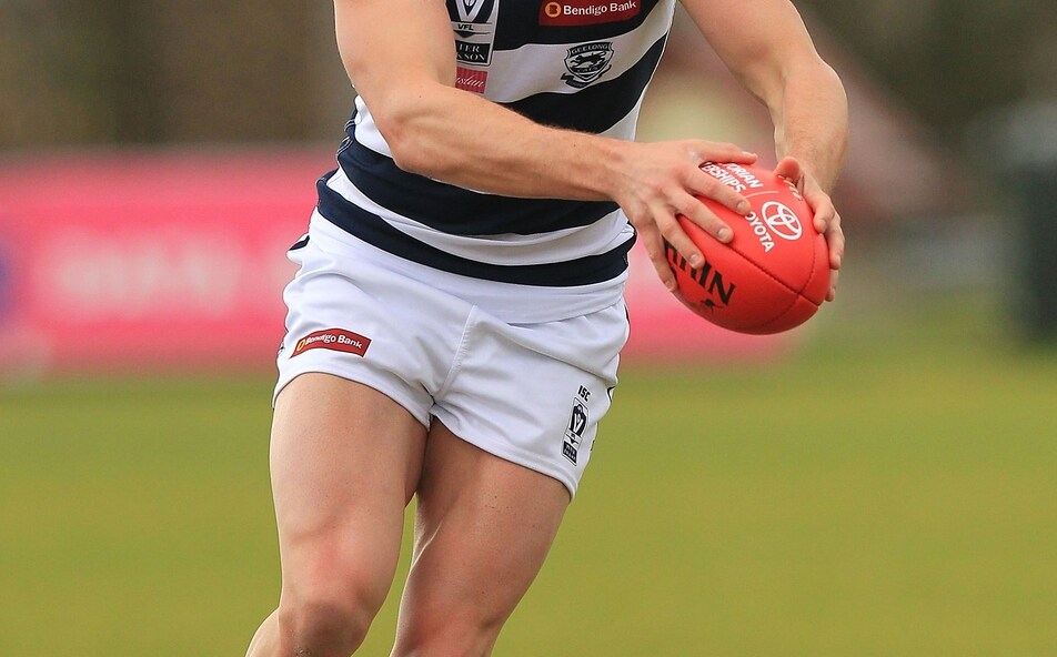 Luckless Cat Daniel Menzel could make AFL return next week