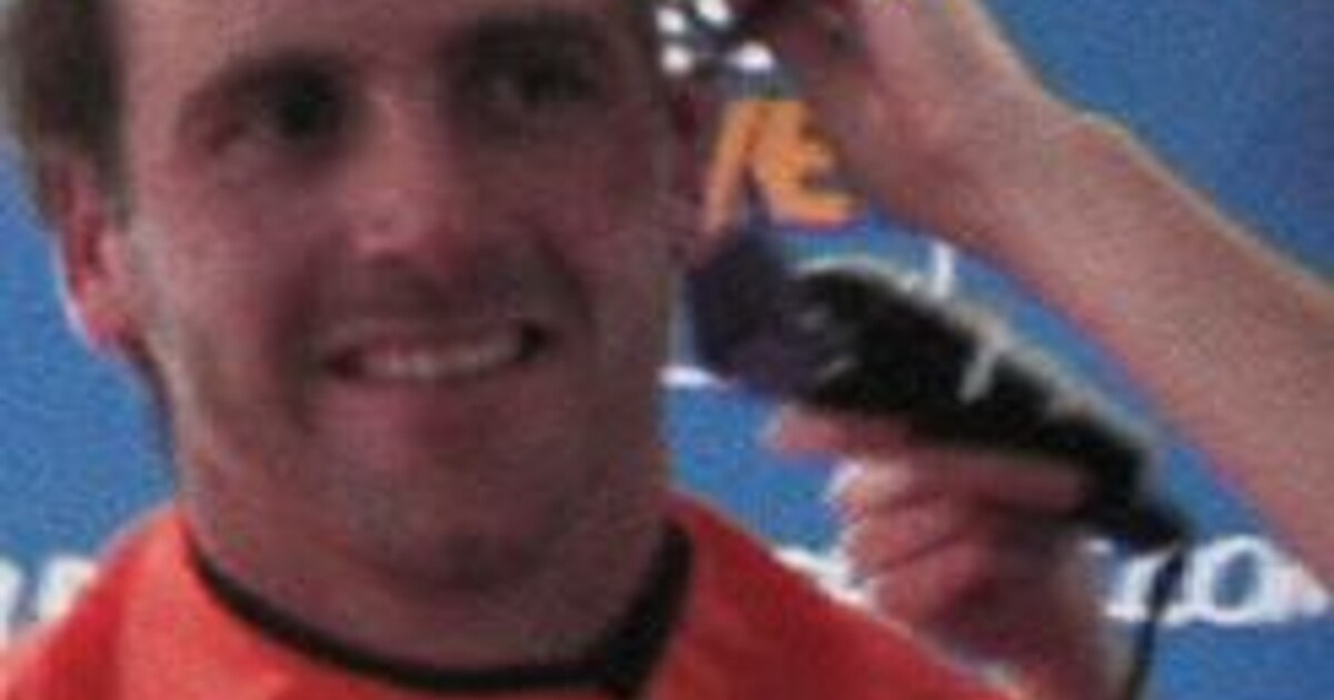 Rick Ladson's brave shave