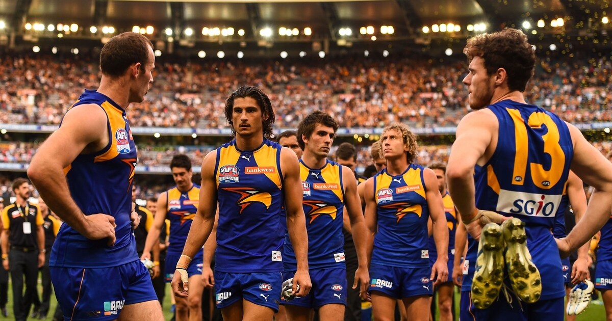 Should non-Victorian contenders get more MCG games?