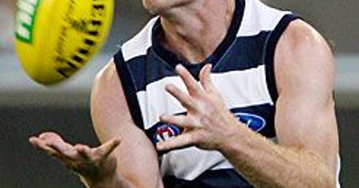 Cats Johnson, Mooney accept their MRP bans