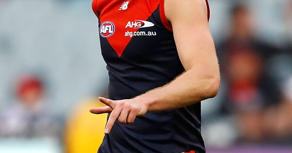 Watts hits back at critics with career-high game