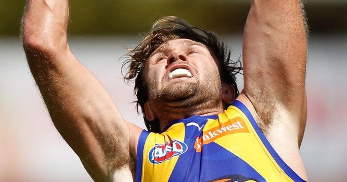 Crows look to emulate Bulldogs with midfield versatility