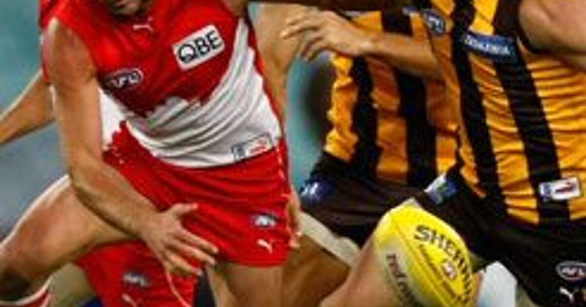 Gilham to return for Hawks