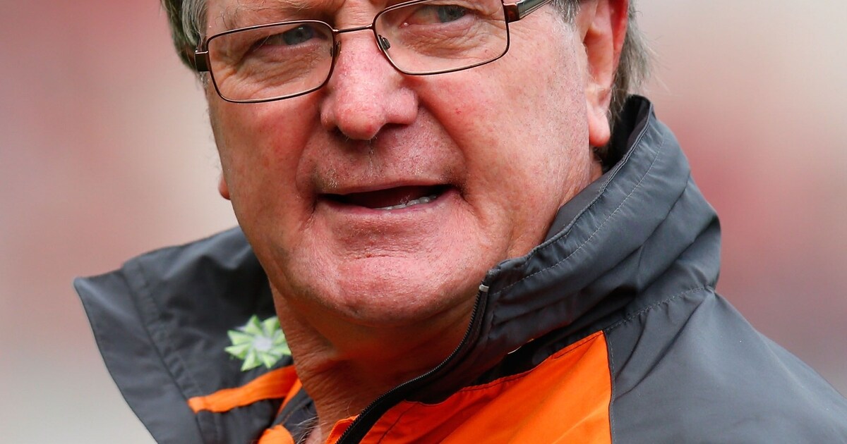 Sheedy slams fixturing after Giants' record low crowd