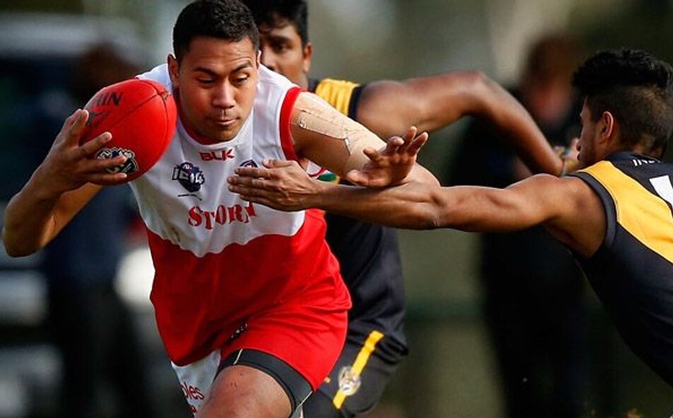 Tonga's Peni Mahina forges his own path