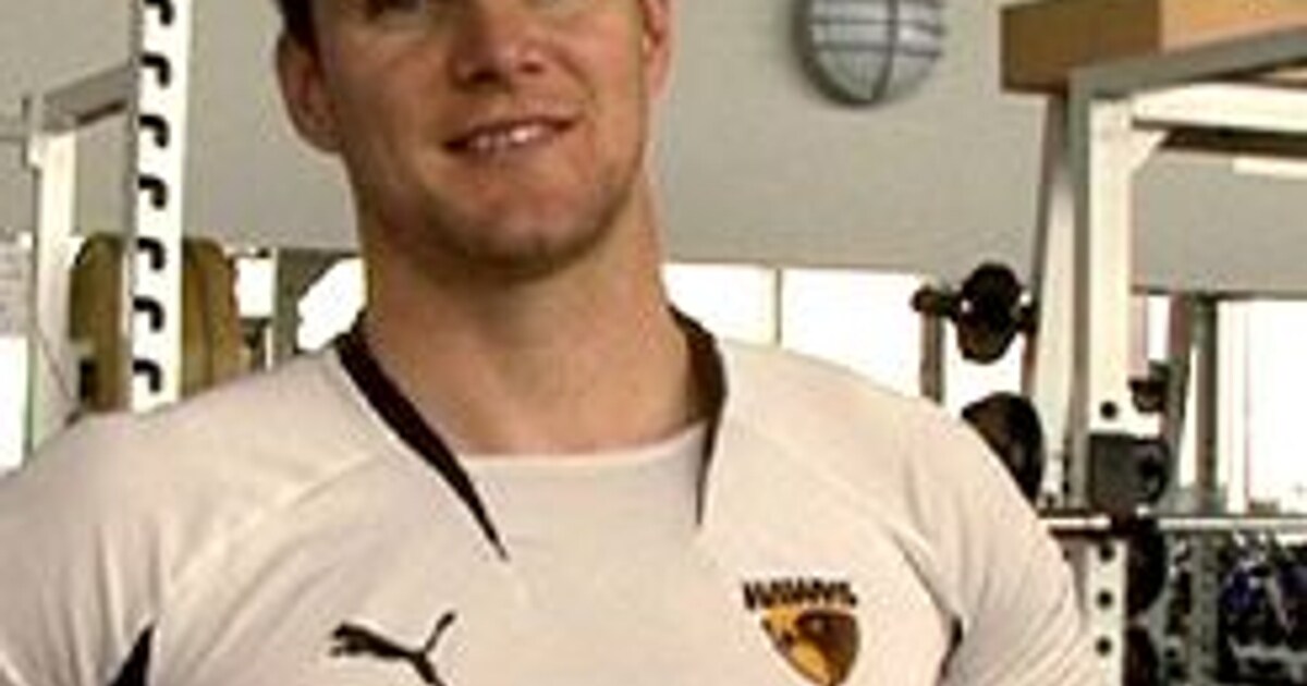 Gilly gets ready to run