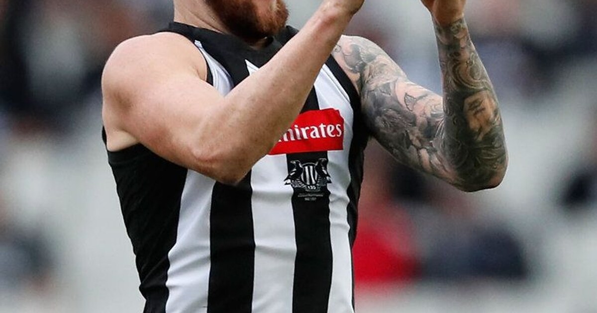 Flying Howe reaches new heights at Pies