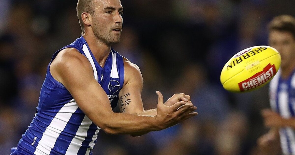 Roos hardman caps career-best season with second Syd Barker Medal