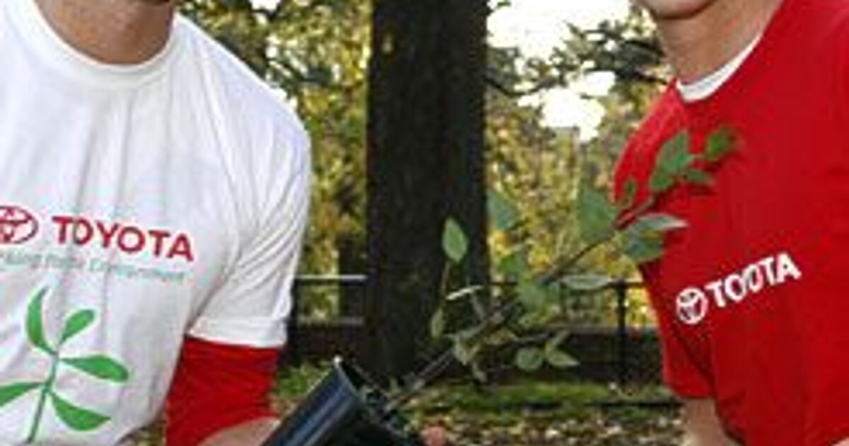 Toyota kicks goals for National Tree Day