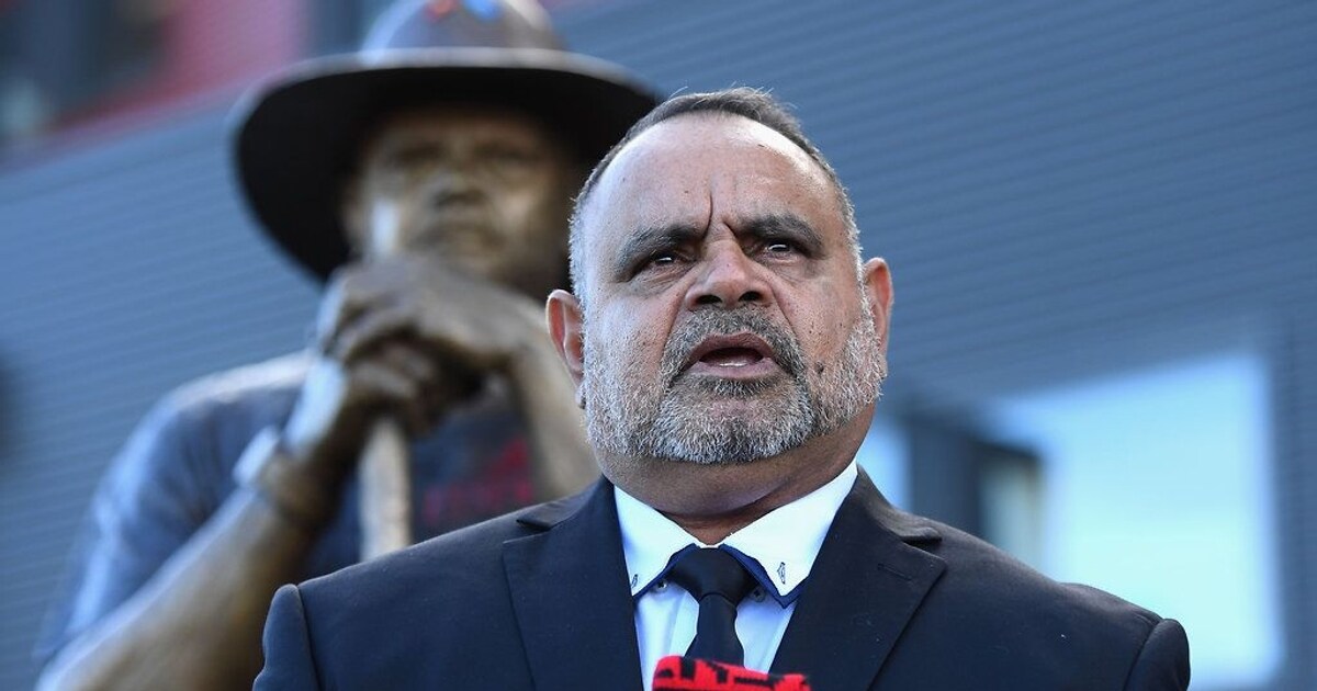 Sir Doug Nicholls Round to honour Long