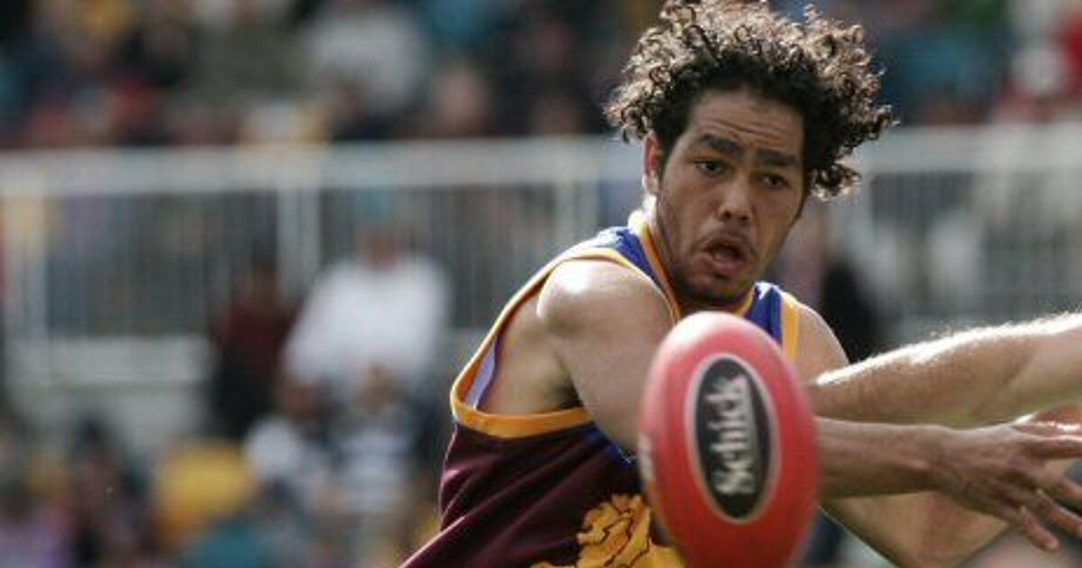 Lions to contest Hooper charge