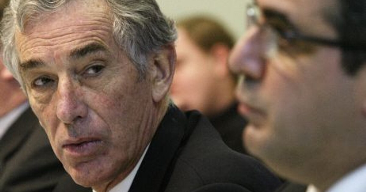 Brisbane Lions pay respects to Ron Evans