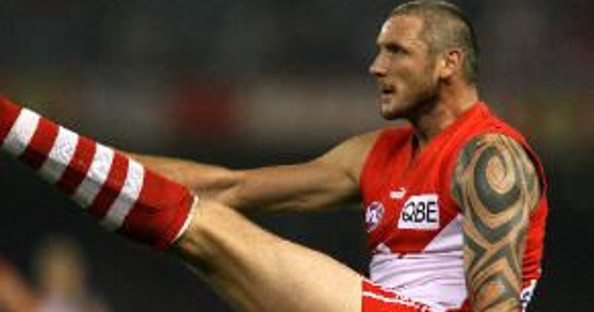 Everitt in doubt for season opener