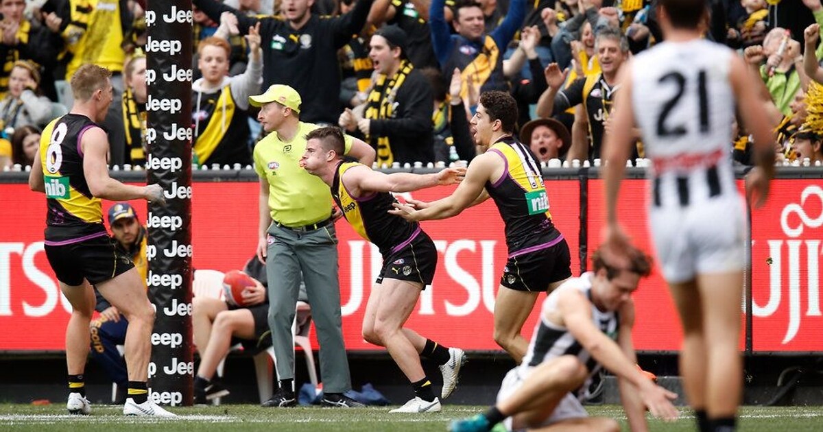 COMMENT: Umps right to award Higgins' goal