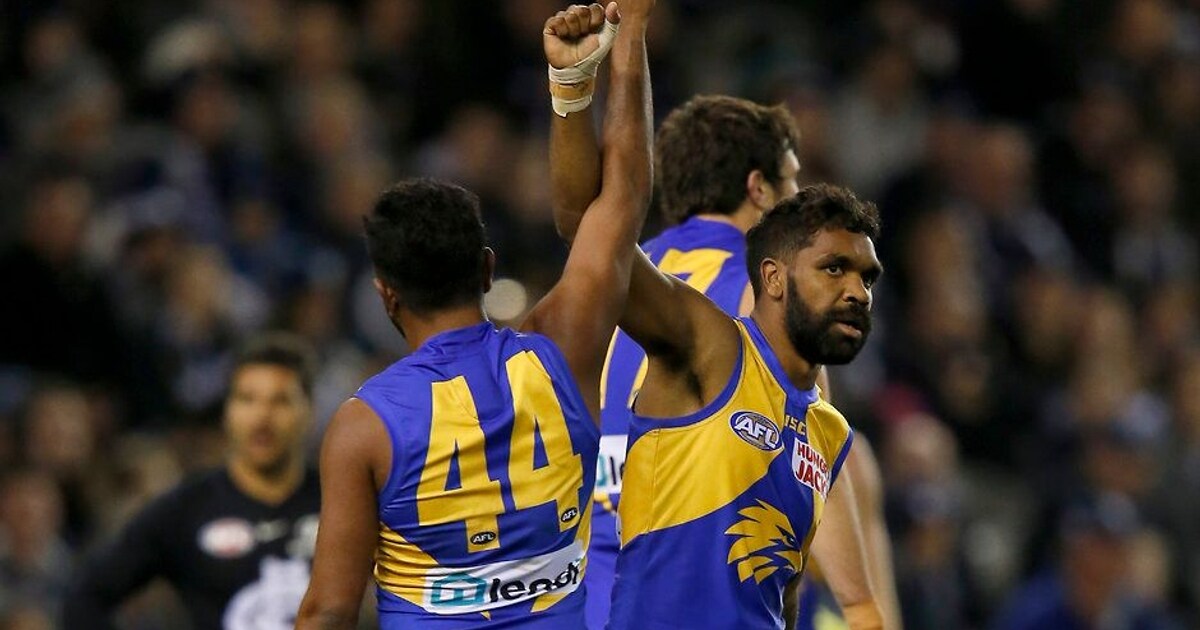 Flyin' Ryan helps Eagles climb to equal top spot