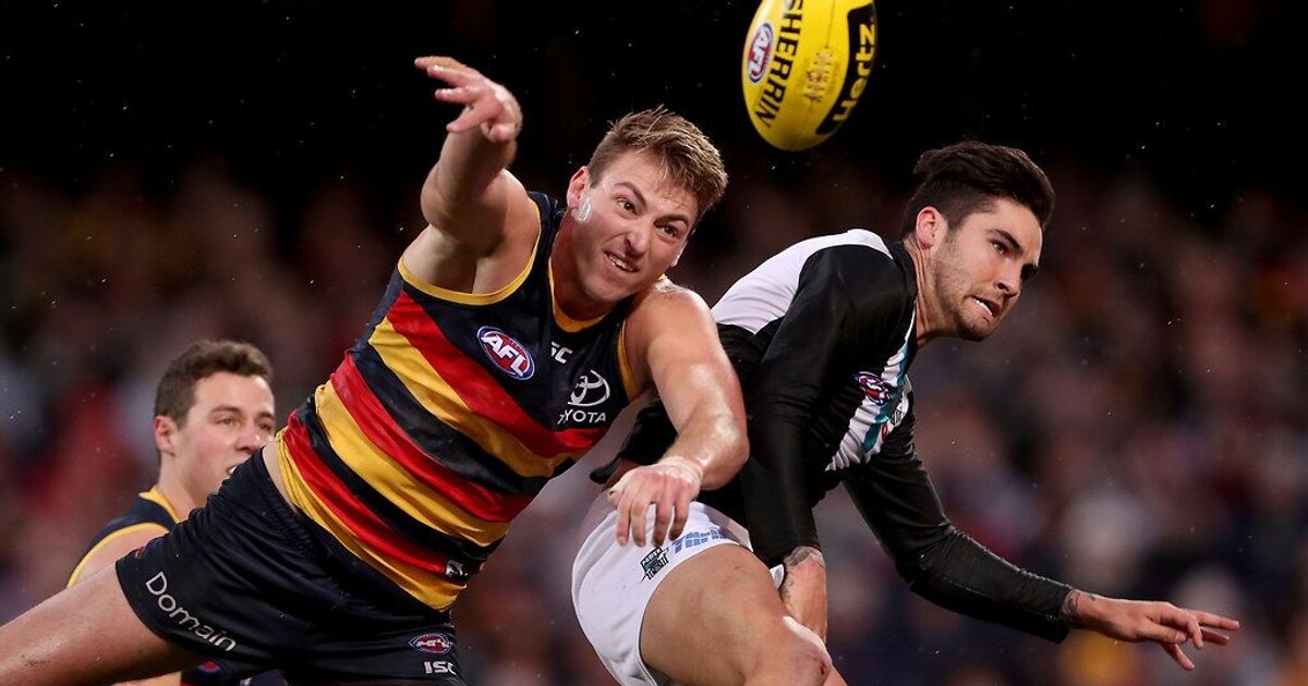 Match report: Crows clinch Showdown thriller