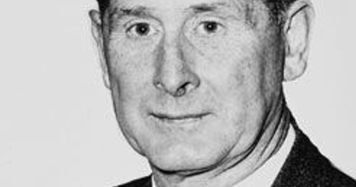 Norm Smith biography a fitting tribute