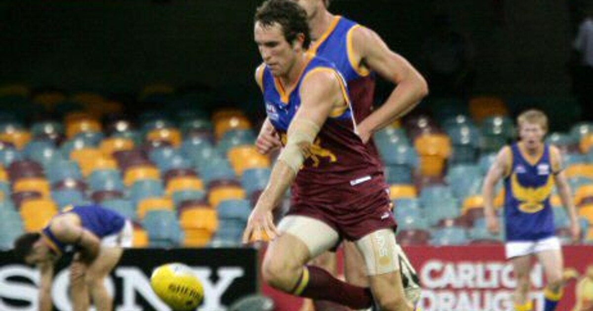 Macdonald returns for Lions