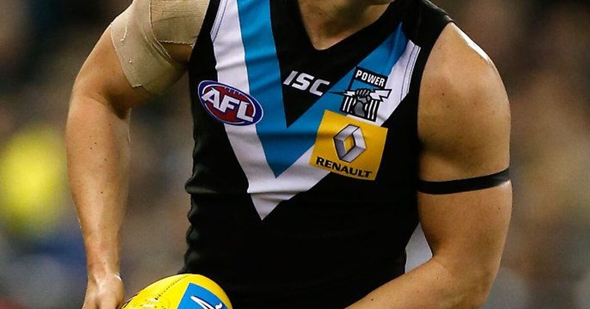 Banned ex-Bomber Monfries wins new contract