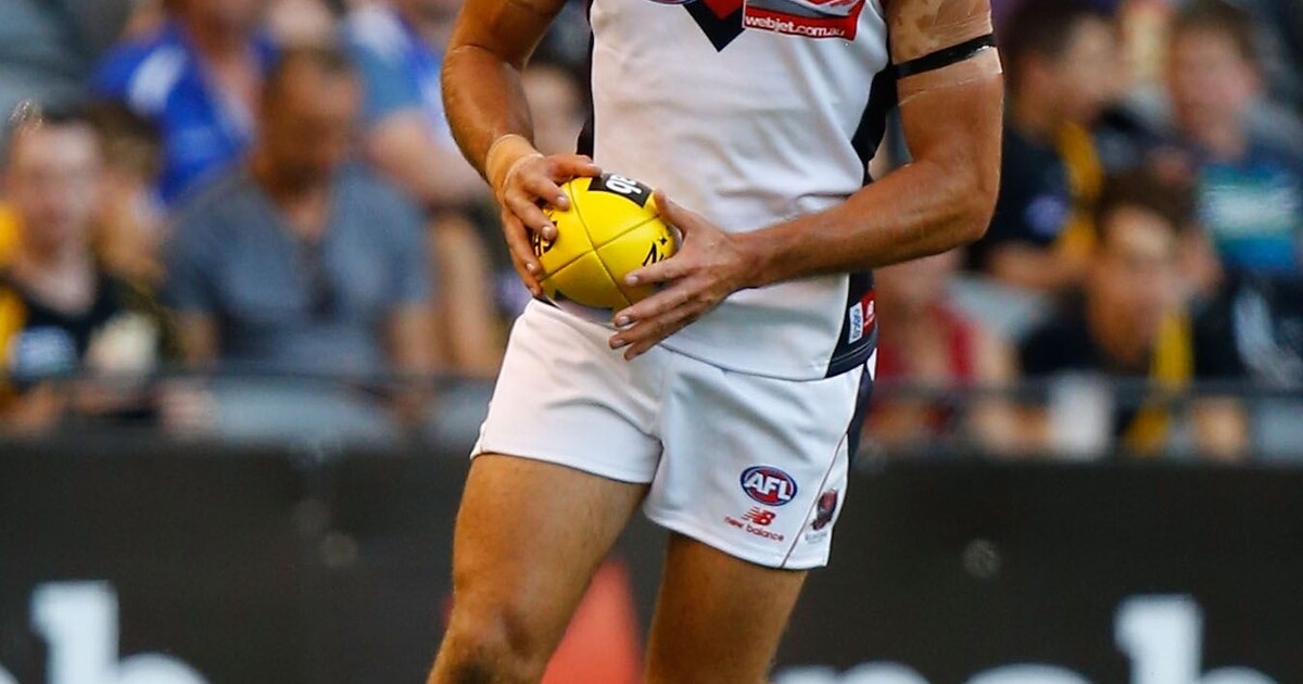 Chris Dawes finally takes the field for Melbourne