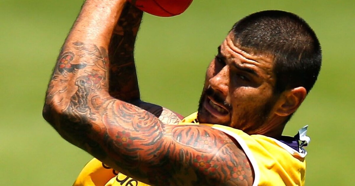 Clancee Pearce looking inside and under