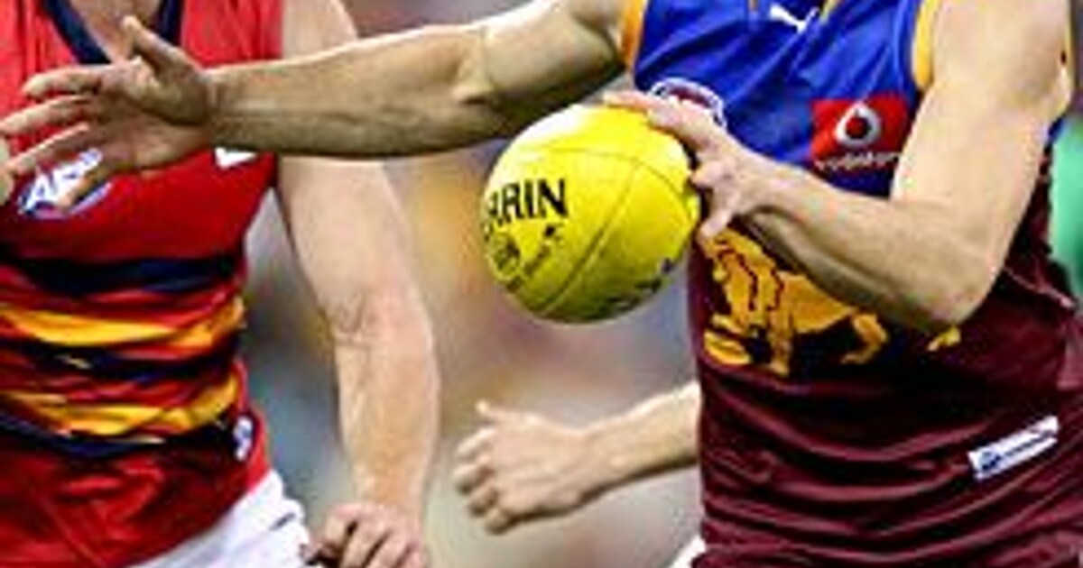 Voss gets win but loses Patfull