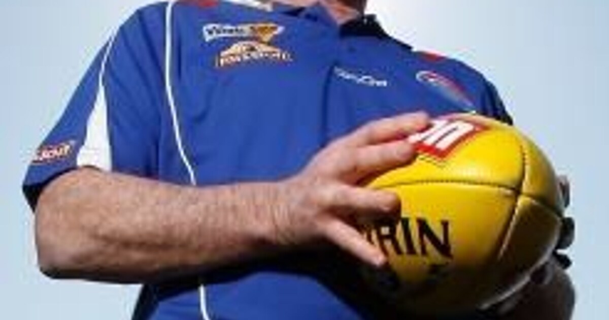 BulldogsTV - Feature Interview with Coach McCartney