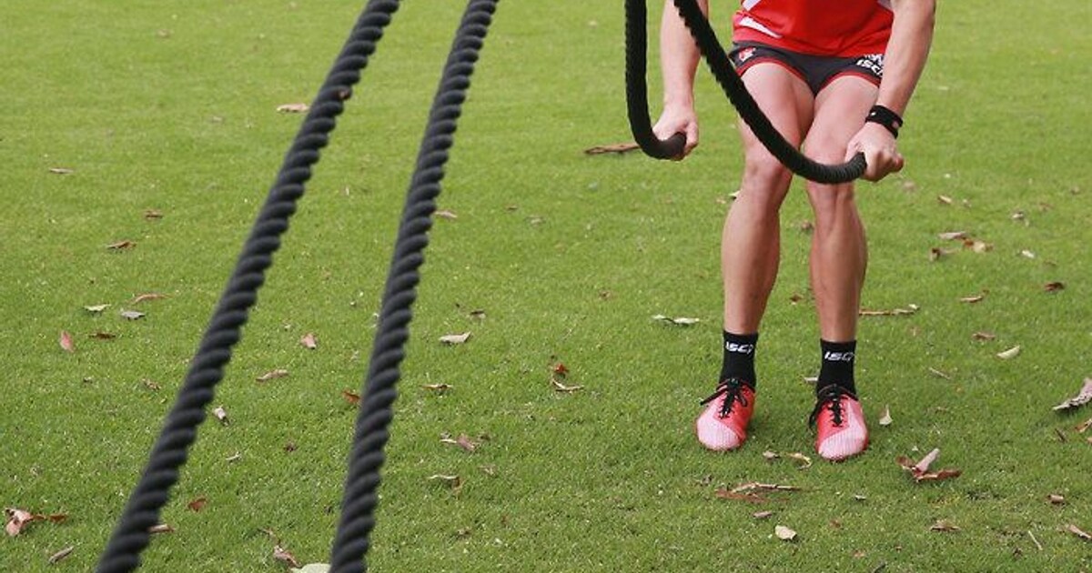 Knee surgery outs star Swan for a month