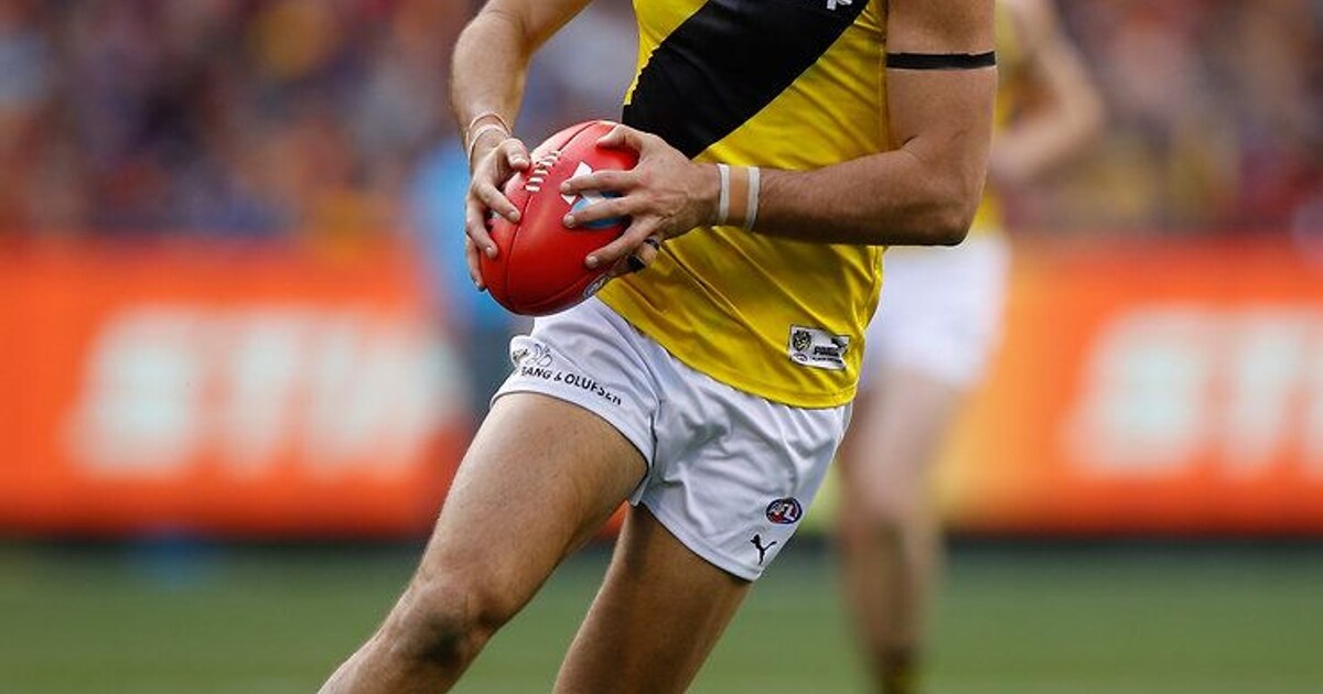 AFLX: Silver balls, 'Zooper' goals, Hong Kong?