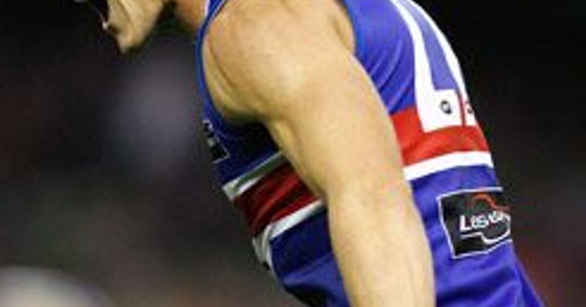 Minson adds spice in double role