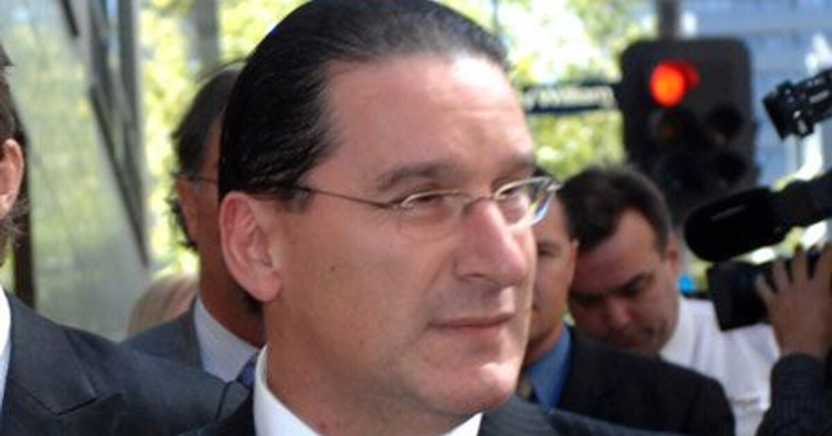 Arocca appointed Roos CEO