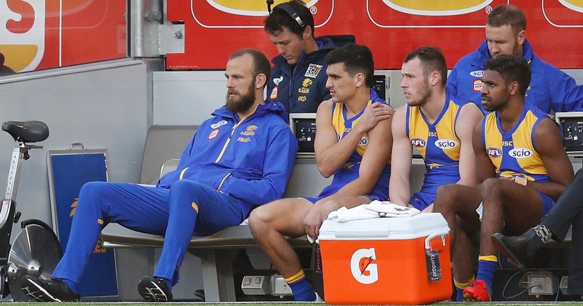 Hamstring injury claims Eagles defender