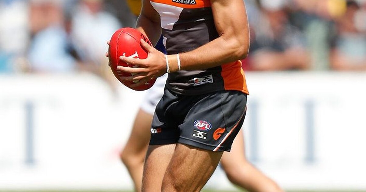 ACL injury outs Giants defender for the season