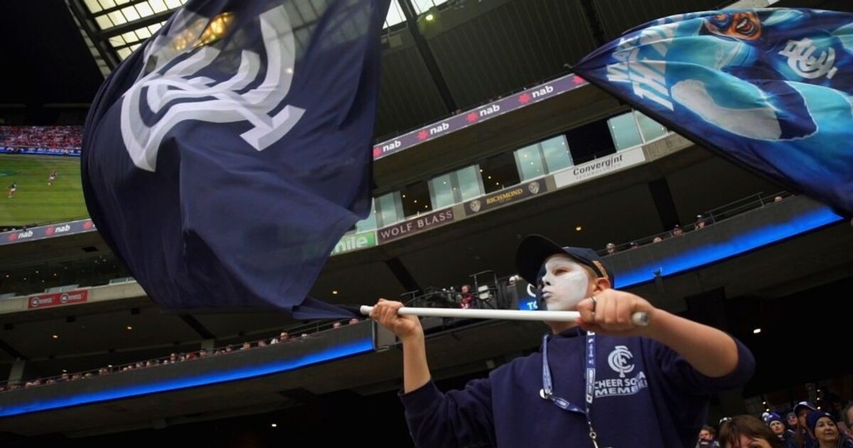 How the 'flogger' nearly silenced footy's cheer squads