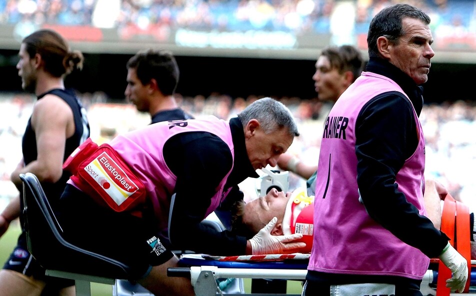 AFL cracks down on dangerous tackles, deliberate out-of-bounds