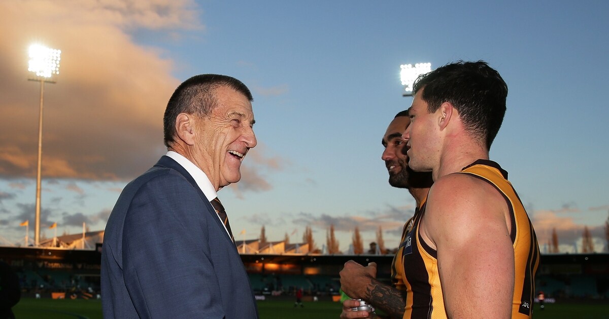 Jeff off: Outspoken Hawks president to stand down