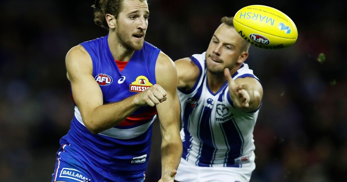Young pup, brilliant Bont lead Dogs to crushing win over Roos